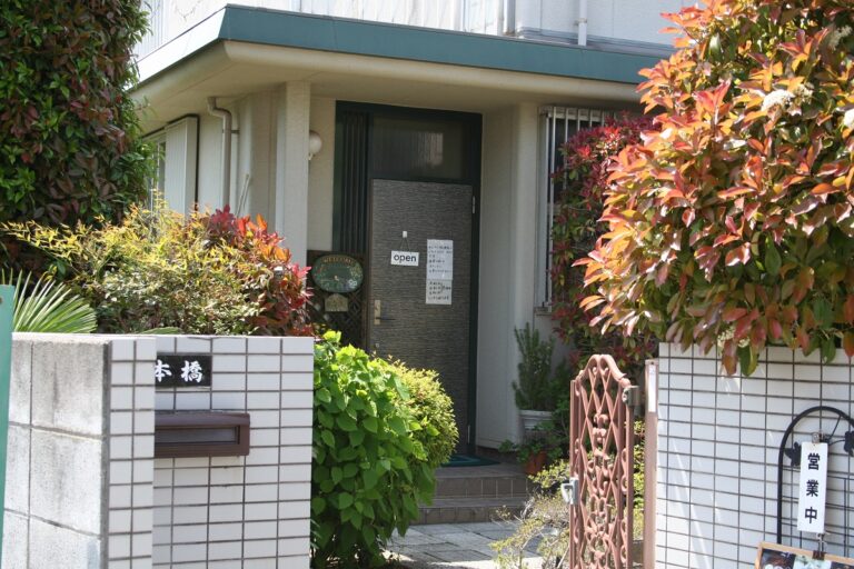 吹上しょうぶ公園近くのお店情報： カフェ「ルビコン」【街プレ 街歩き 心の風景】 街プレ 東京・西多摩の地域情報サイト